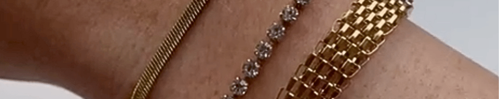 How to Stack Bracelets - Bracelet Stacking Guide – AYRE Jewellery